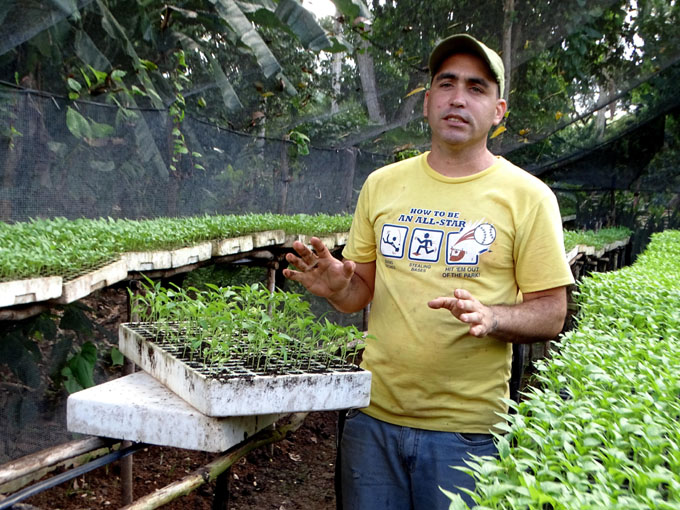 De padre a hijo, El Porvenir sigue en buenas manos (+ fotos) - La Demajagua